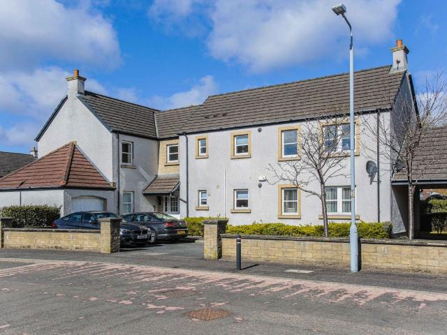 Kirklands, Renfrew PA4, 2 bed flat to rent, £995 pcm | PrimeLocation