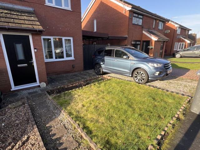 Kirkless Street, Aspull, Wigan WN2, 2 bed semi detached house to rent, £850 pcm | PrimeLocation