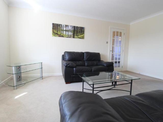 Kirkside Court, Westhill, AB32