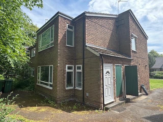 Kirkstall Lane, Kirkstall, Leeds LS6, 2 bed shared accommodation to rent, £1,200 pcm | PrimeLocation