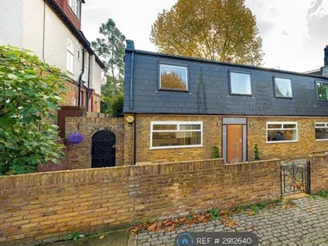 Kirkstall Road, London, SW2 4XL, United Kingdom | Room for rent #167851293 | Rentberry