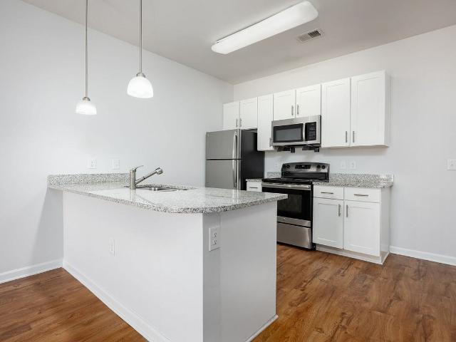 Kirkwood Place 1 Bedroom Apartment for Rent at 2800 Lawndale Dr, Greensboro, NC 27408
