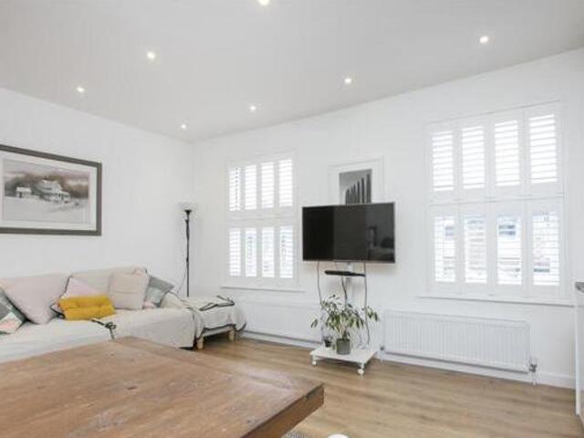 Kirkwood Road, Nunhead, 2 Bedroom Flat