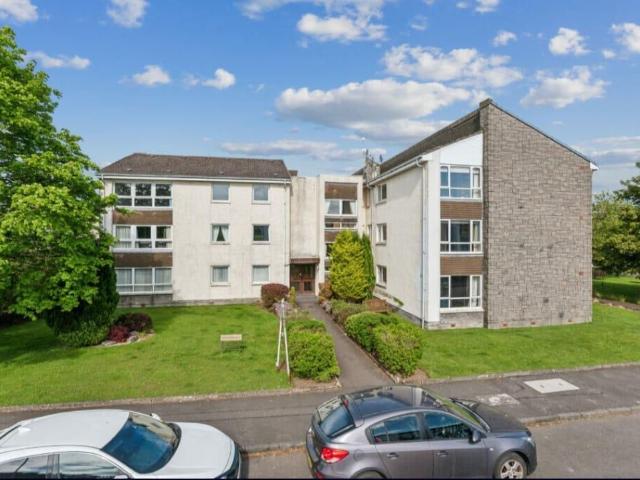 Kirkvale Court, Newton Mearns, Glasgow G77, 3 bed flat to rent, £1,650 pcm | PrimeLocation