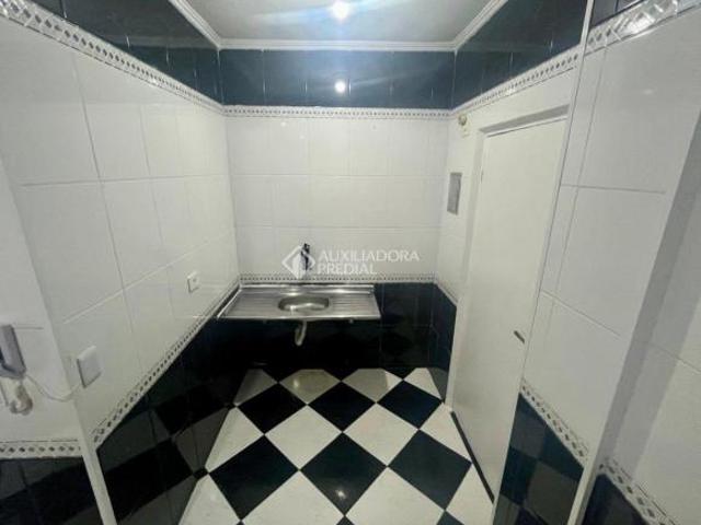 KIT NO TÉRREO, OCIAN. R: KIKOSABURO TANAKA. R$ 120.000,00 PROMOÇÃO À VISTA. TODA REFORMADA. DOC OK