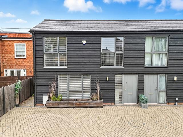 Kitchener Mews, Chase Side, Enfield EN2, 3 bed semi detached house to rent, £2,500 pcm | PrimeLocation