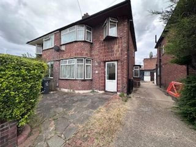Kitchener Road, Dagenham RM10, 3 bed semi detached house to rent, £2,000 pcm | PrimeLocation