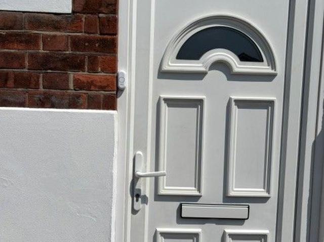 Kitchener Road, Great Yarmouth NR30, 2 bed terraced house to rent, £850 pcm | PrimeLocation