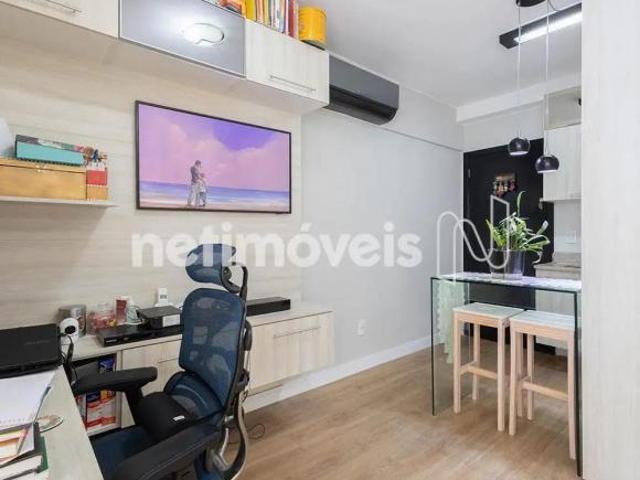 KITCHENETTE MOBILIADA COM VAGA DE GARAGEM