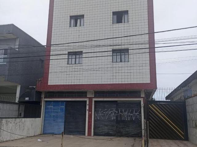 Kitinet, situada no bairro vila caiçara, possuindo 01 dormitório, sendo sala, cozinha