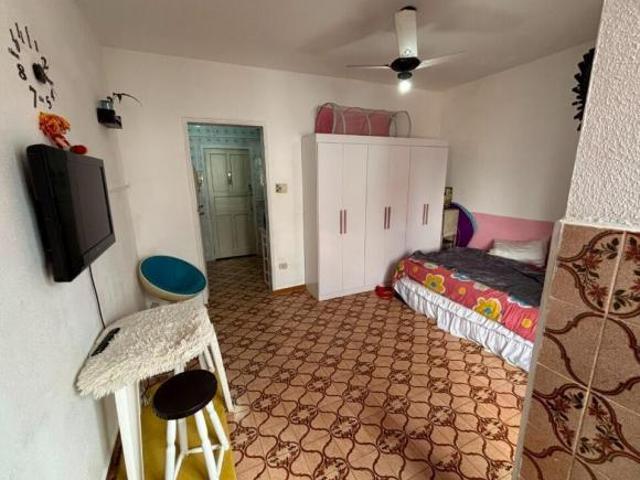 KITNET, 25 m² de área útil. Bairro: OCIAN