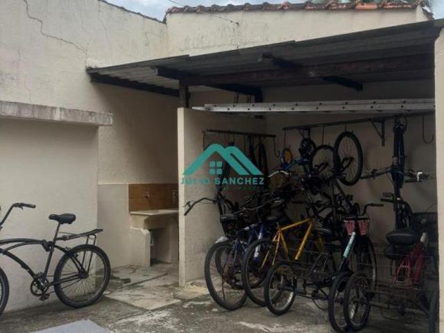 Kitnet 37m² Dividida, 1 Dormitório, Portaria, Garagem e Churrasqueira R$180mil