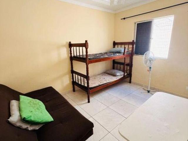 Kitnet com 1 dormitório à venda, 25 m² por R$ 135.000,00 Vila Assunção Praia Grande/SP