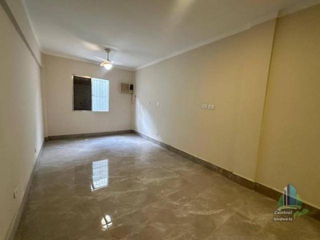 Kitnet com 1 dormitório à venda, 34 m² por R$ 220.000,00 Canto do Forte Praia Grande/SP