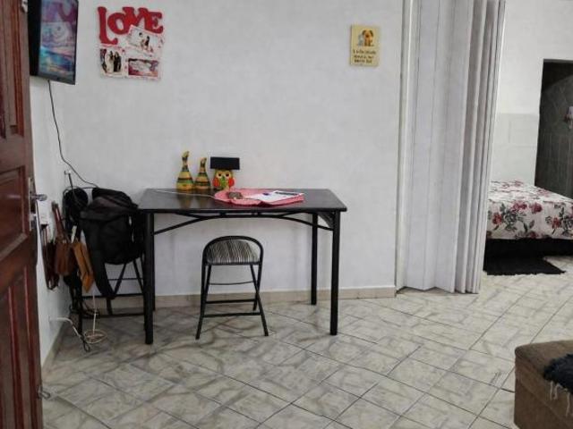 Kitnet com 1 dormitório à venda, 35 m² por R$ 132.000,00 Vila Assunção Praia Grande/SP