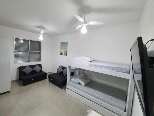 Kitnet com 1 dormitório à venda, 35 m² por R$ 200.000,00 Ocian Praia Grande/SP