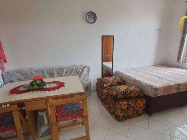 Kitnet com 1 dormitório à venda, 30 m² por R$ 215.000,00 Ocian Praia Grande/SP