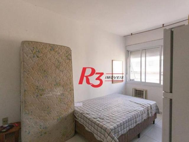 Kitnet com 1 dormitório à venda, 30 m² por R$ 300.000,00 Embaré Santos/SP