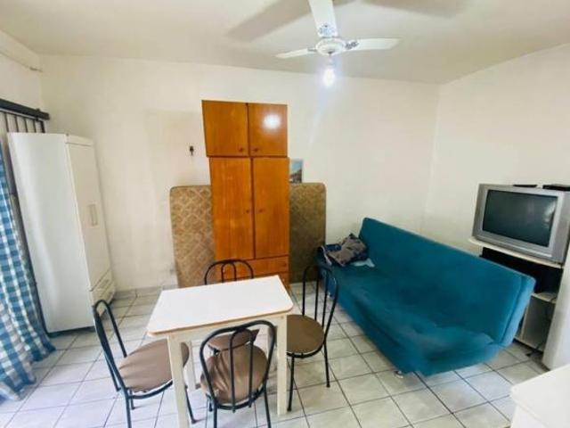 Kitnet com 1 dormitório à venda, 32 m² por R$ 158.000,00 Ocian Praia Grande/SP