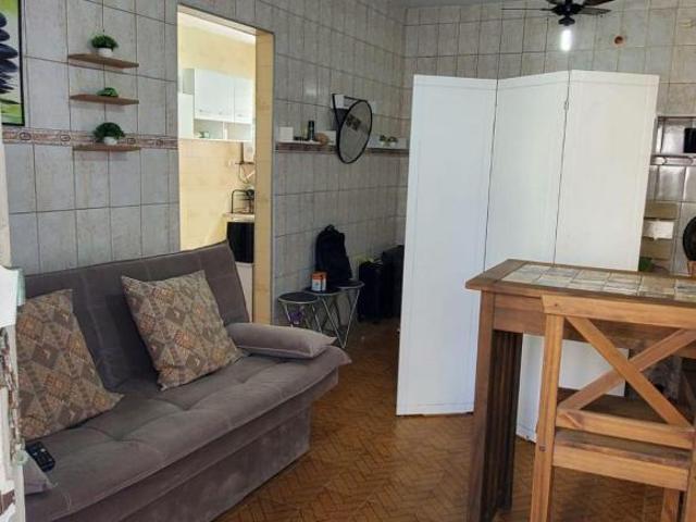 Kitnet com 1 dormitório à venda, 42 m² por R$ 215.000,00 Boqueirão Praia Grande/SP
