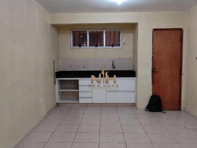 Kitnet com 1 dormitório e 1 banheiro