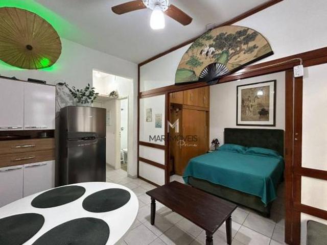 Kitnet com 1 Quarto à venda, 35 m² por R$ 260.000 Pitangueiras Guarujá/SP