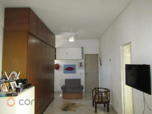 Kitnet com 1 Quarto e 1 banheiro à Venda, 24 m² por R$ 290.000