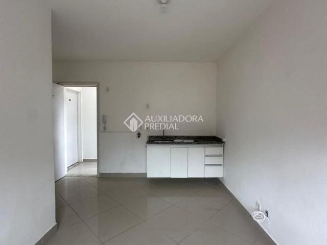 Kitnet com 1 quarto e 20m² para alugar em Anchieta, São Bernardo do Campo
