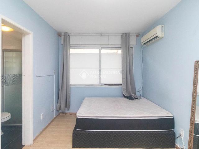 Kitnet com 1 quarto e 23m² para alugar em Centro Histórico, Porto Alegre