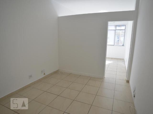 Kitnet, Copacabana, 1 Quarto, 40 m2 Rio de Janeiro