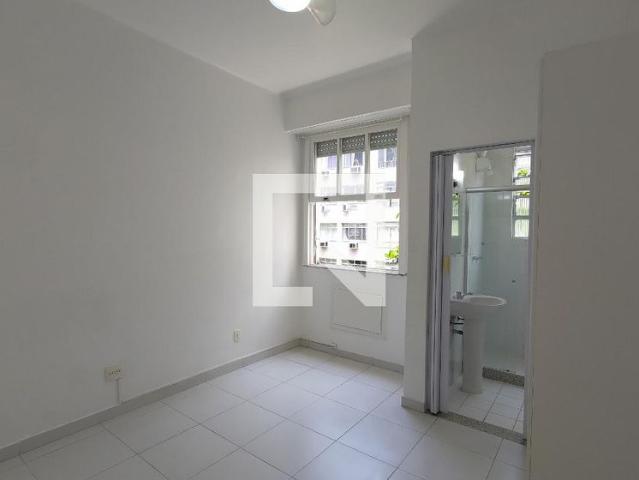 Kitnet, Copacabana, 1 Quarto, 30 m2 Rio de Janeiro