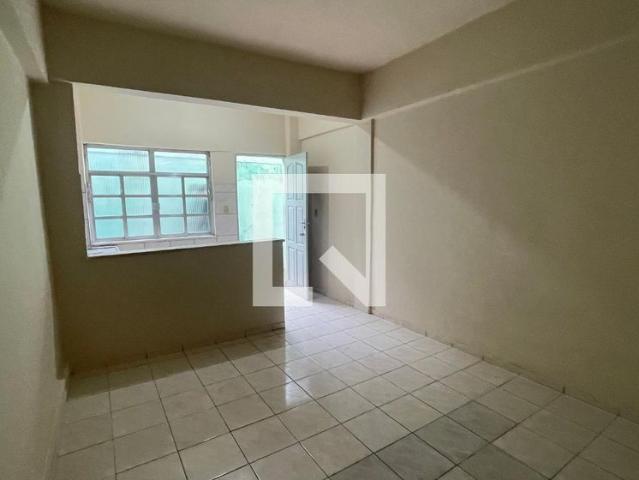 Kitnet, Centenário, 1 Quarto, 25 m2 Duque de Caxias