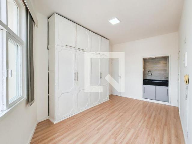 Kitnet, Centro, 1 Quarto, 18 m2 Rio de Janeiro