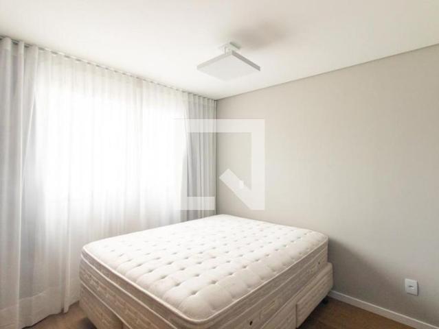 Kitnet, Centro, 1 Quarto, 19 m2 Curitiba