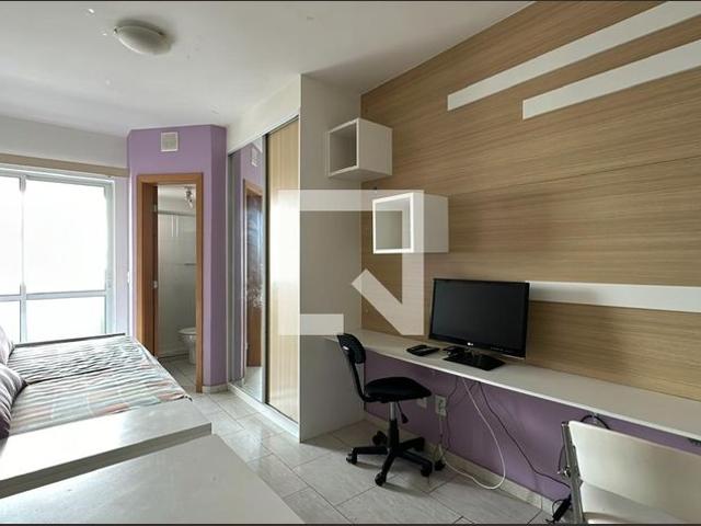 Kitnet, Centro, 1 Quarto, 27 m2 Curitiba