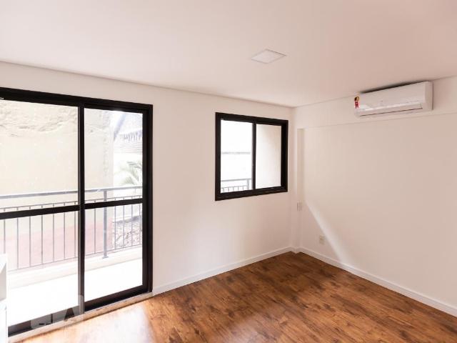 Kitnet, Centro, 1 Quarto, 27 m2 São Paulo