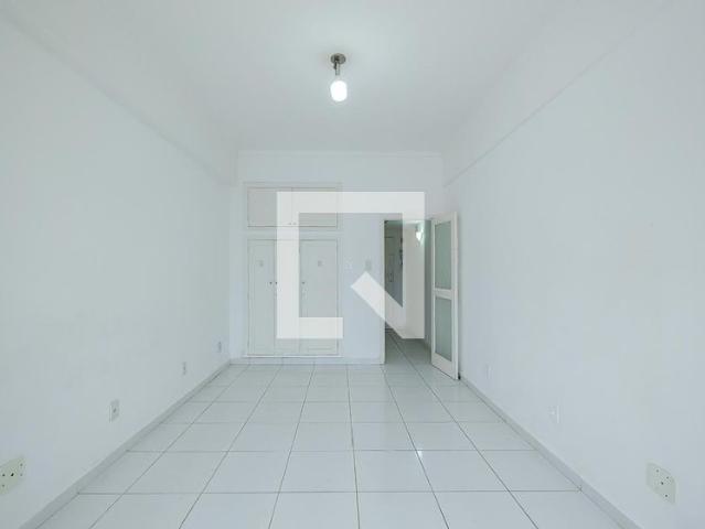 Kitnet, Centro, 1 Quarto, 28 m2 Rio de Janeiro