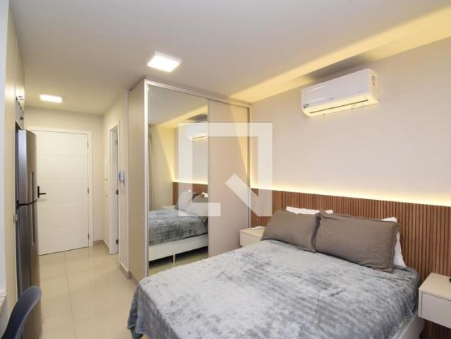 Kitnet, Centro, 1 Quarto, 20 m2 Curitiba