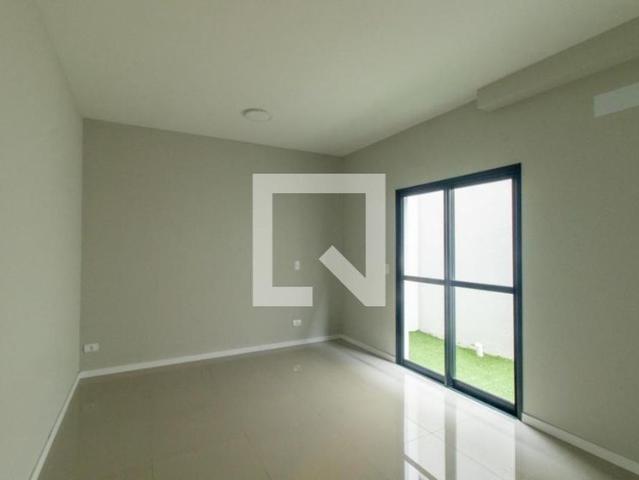 Kitnet, Centro, 1 Quarto, 22 m2 Curitiba