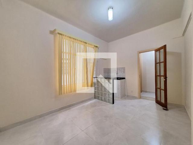 Kitnet, Centro, 1 Quarto, 22 m2 Rio de Janeiro