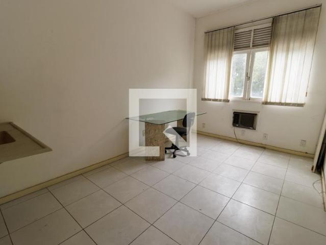 Kitnet, Centro, 1 Quarto, 23 m2 Niterói