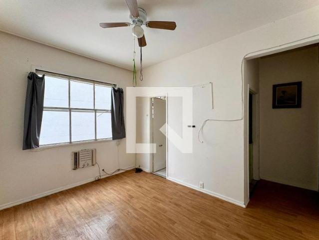 Kitnet, Centro, 1 Quarto, 23 m2 Rio de Janeiro