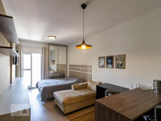 Kitnet, Centro, 1 Quarto, 35 m2 Curitiba