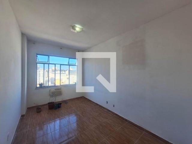 Kitnet, Centro, 1 Quarto, 38 m2 Niterói