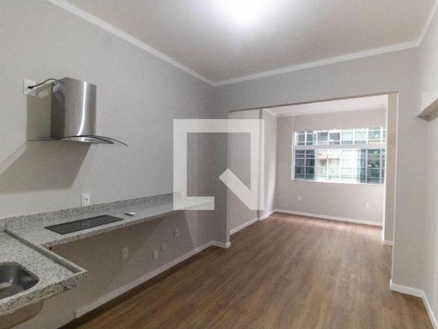 Kitnet, Centro, 1 Quarto, 30 m2 Niterói