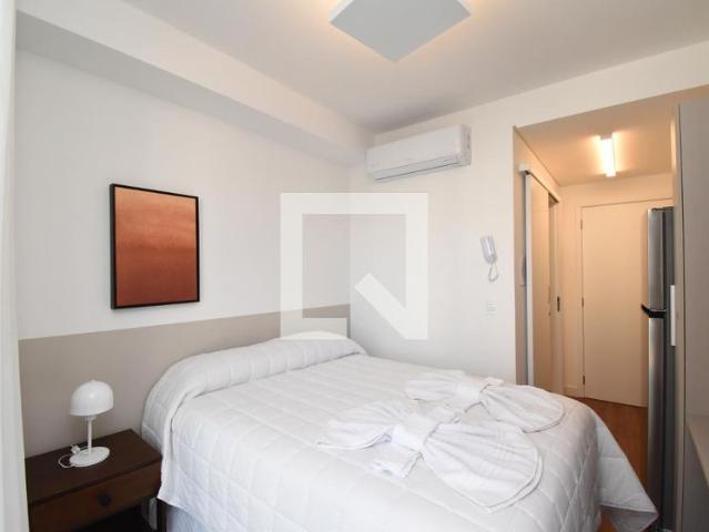 Kitnet, Centro, 1 Quarto, 30 m2 Curitiba