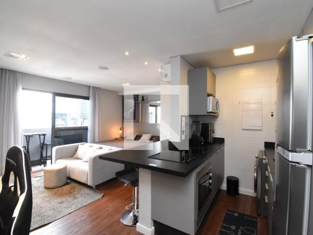 Kitnet, Centro, 1 Quarto, 30 m2 Curitiba
