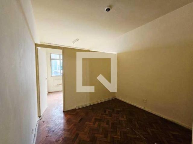Kitnet, Centro, 1 Quarto, 30 m2 Rio de Janeiro