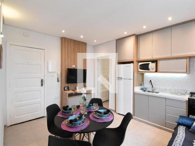 Kitnet, Centro, 1 Quarto, 32 m2 Curitiba
