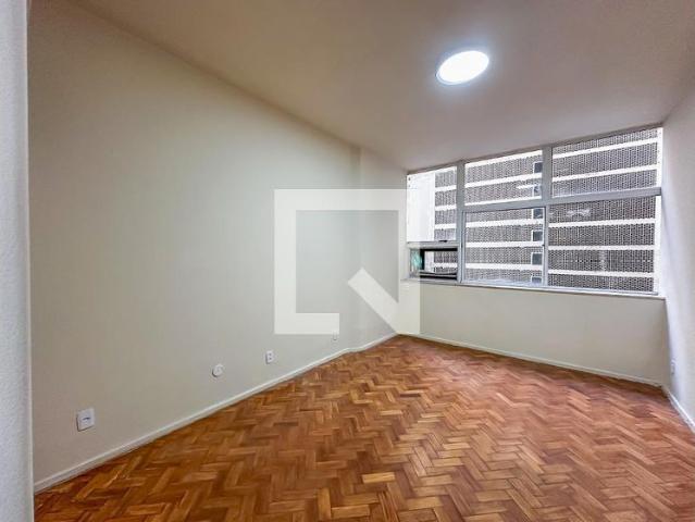 Kitnet, Centro, 1 Quarto, 32 m2 Rio de Janeiro